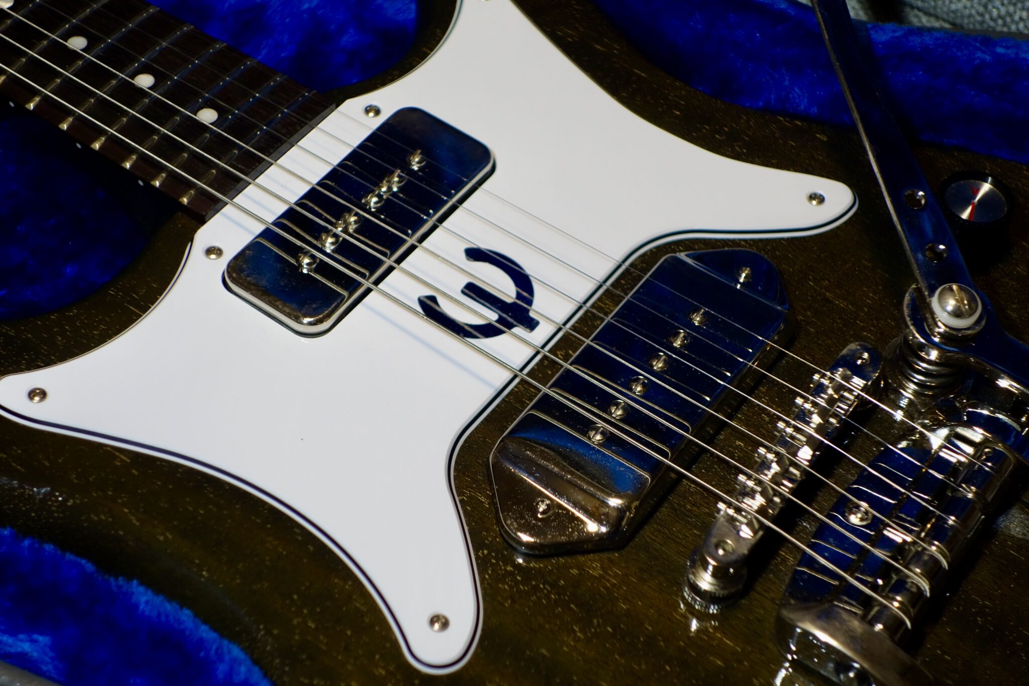 Epiphone Limited Edition Elitist Tamio Okuda Coronet Outfit / Silver ...