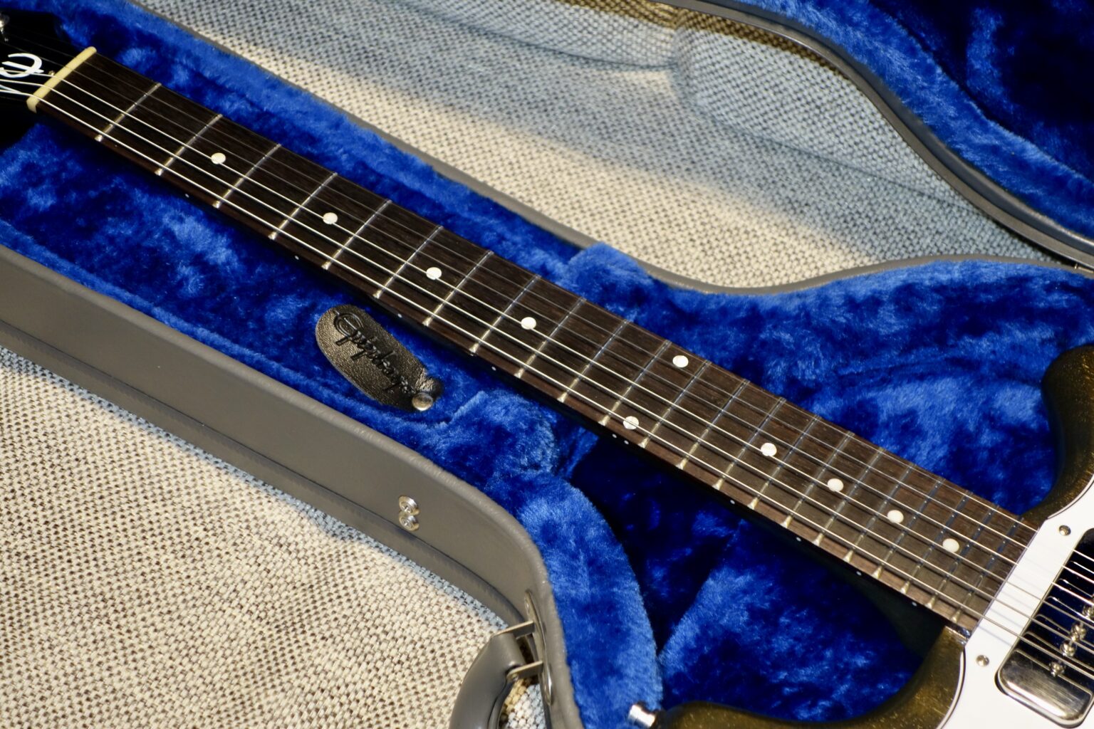 Epiphone Limited Edition Elitist Tamio Okuda Coronet Outfit / Silver ...